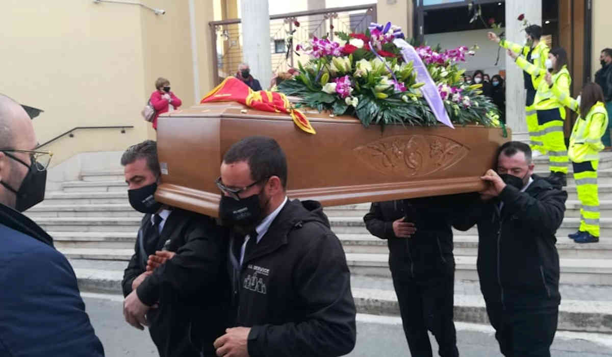 I funerali di Salvatore Barca e Andrea Palacino FOTO E VIDEO ...