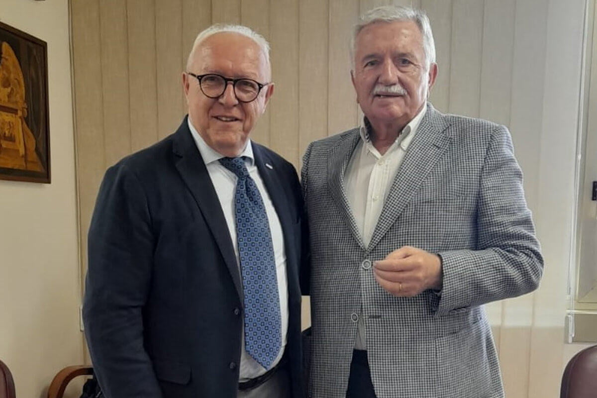 Modica, Nino Scivoletto rieletto presidente di The Chocolate way a ...