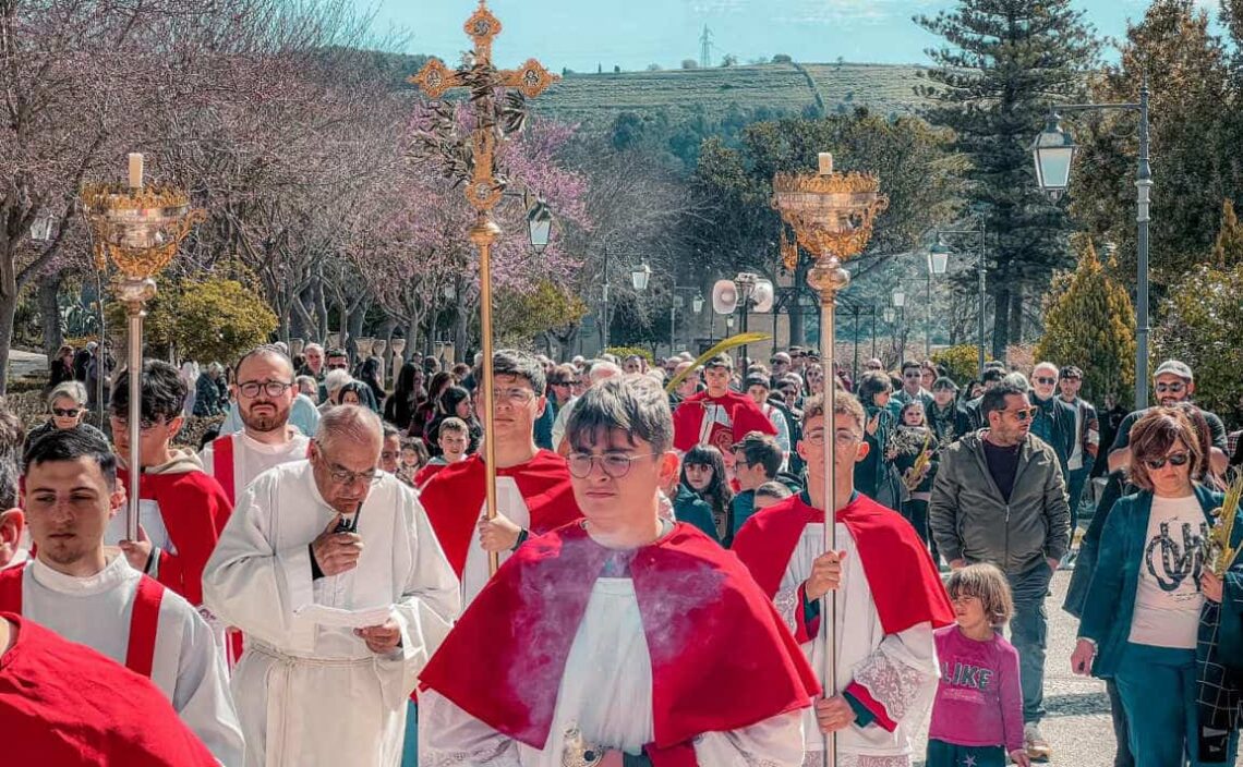 La domenica delle palme dà il via ai riti della settimana santa nella ...